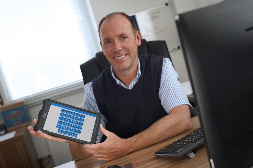 Falcon Buses adopts Freeway Fleet Systems digital platform - routeone