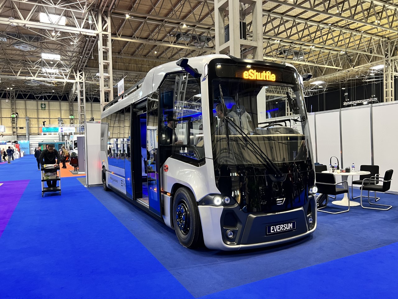 eVersum demonstrates autonomous-ready shuttle bus