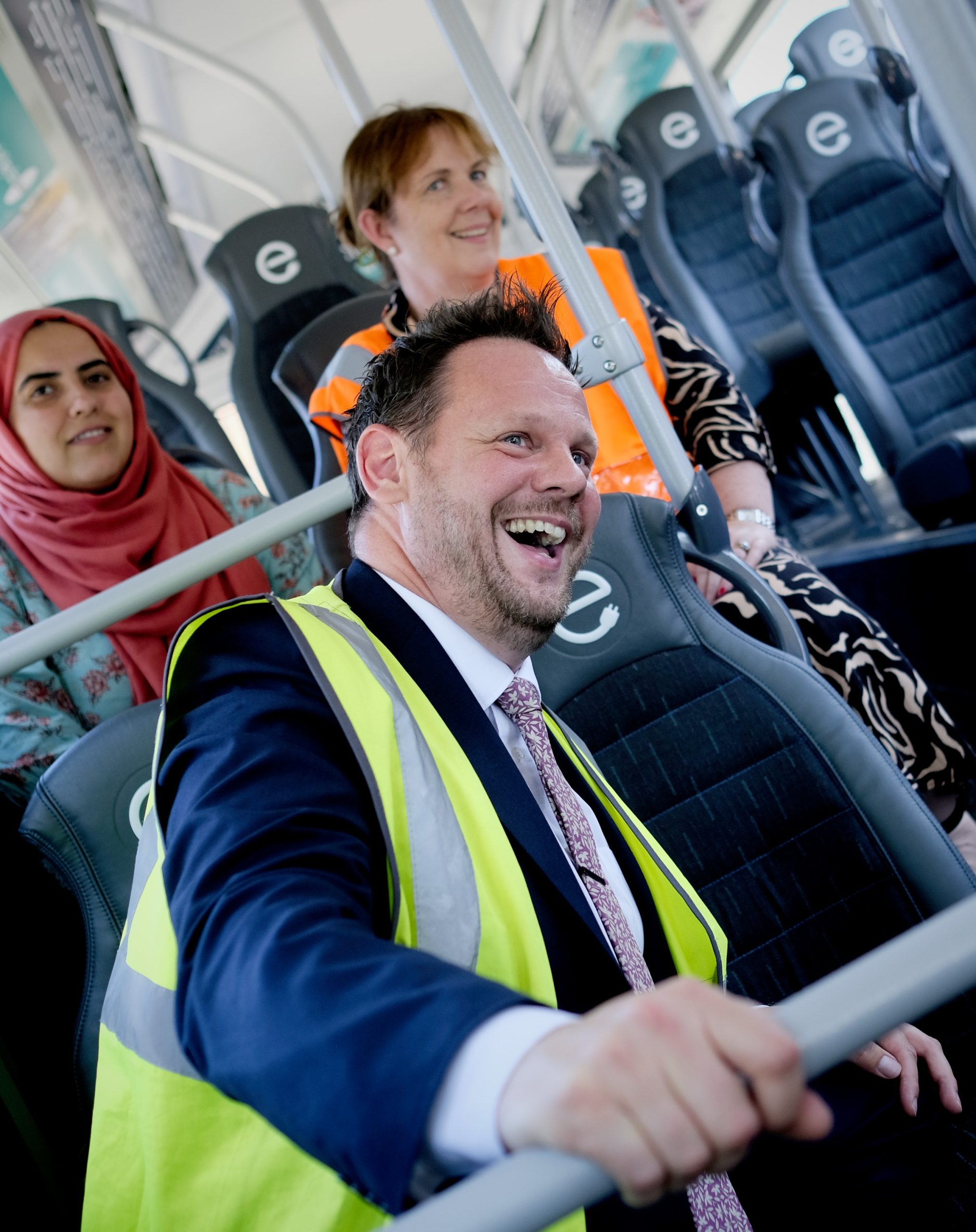 Be Nice Bus spreads anti-bullying message to 11,000 young people - routeone